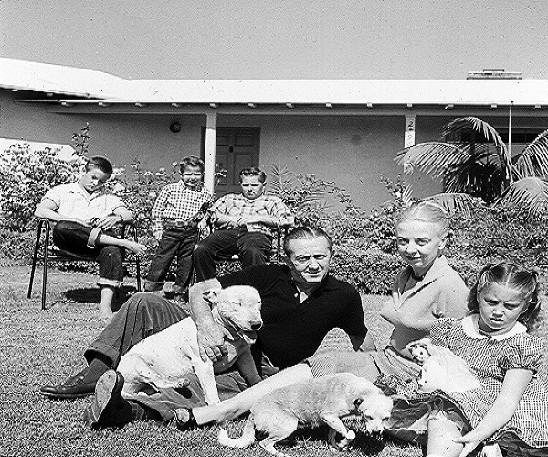 Sadeliğin Efendisi John Fante Kimdir