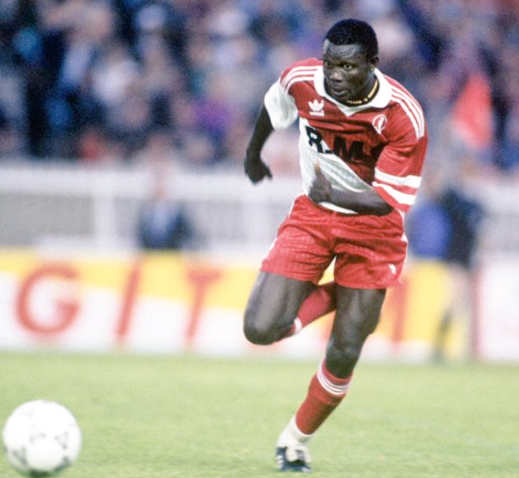 Yeşil Sahalardan Devlet Başkanlığına Uzanan Hayat Hikayesiyle George ...