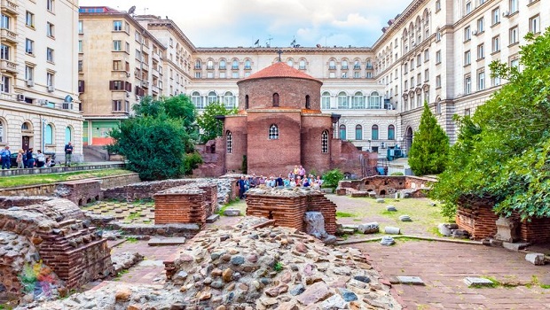 Köklü ve Eski Şehir Sofya'nın Gezilmesi Gereken 10 İhtişamlı Yeri