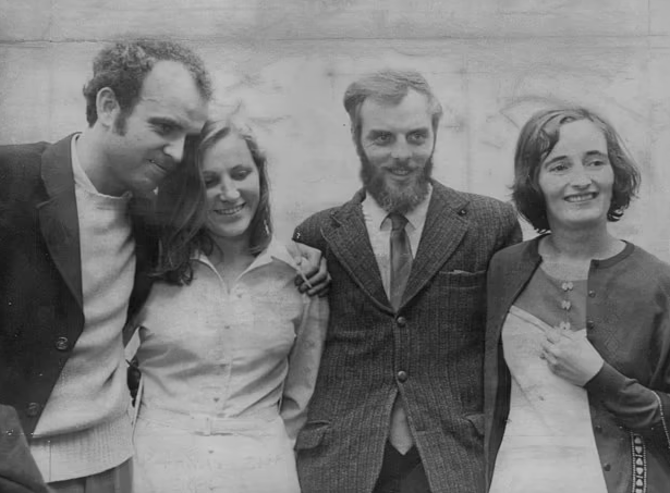 Roger Mallinson Ve Roger Chapman: Okyanus Dibinde Mahsur Kalan Denizciler