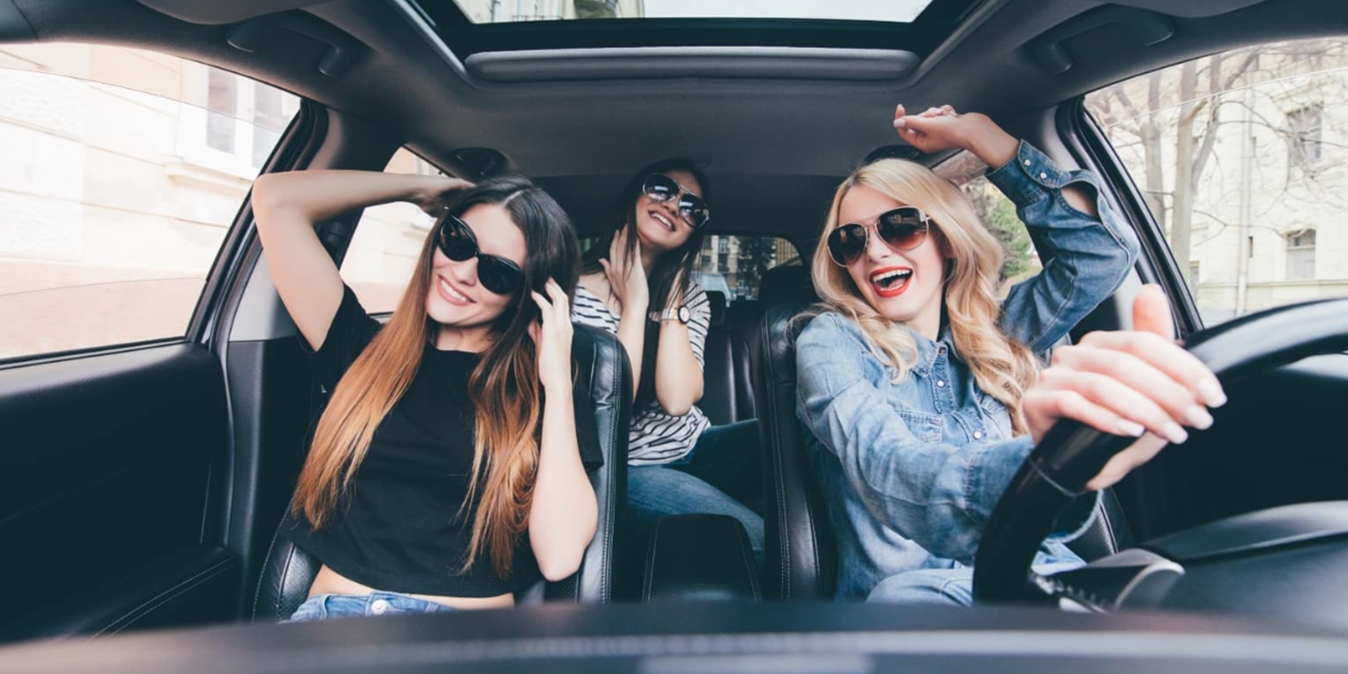 Arabada Dinlenecek Şarkılar Listesi | ListeList.com